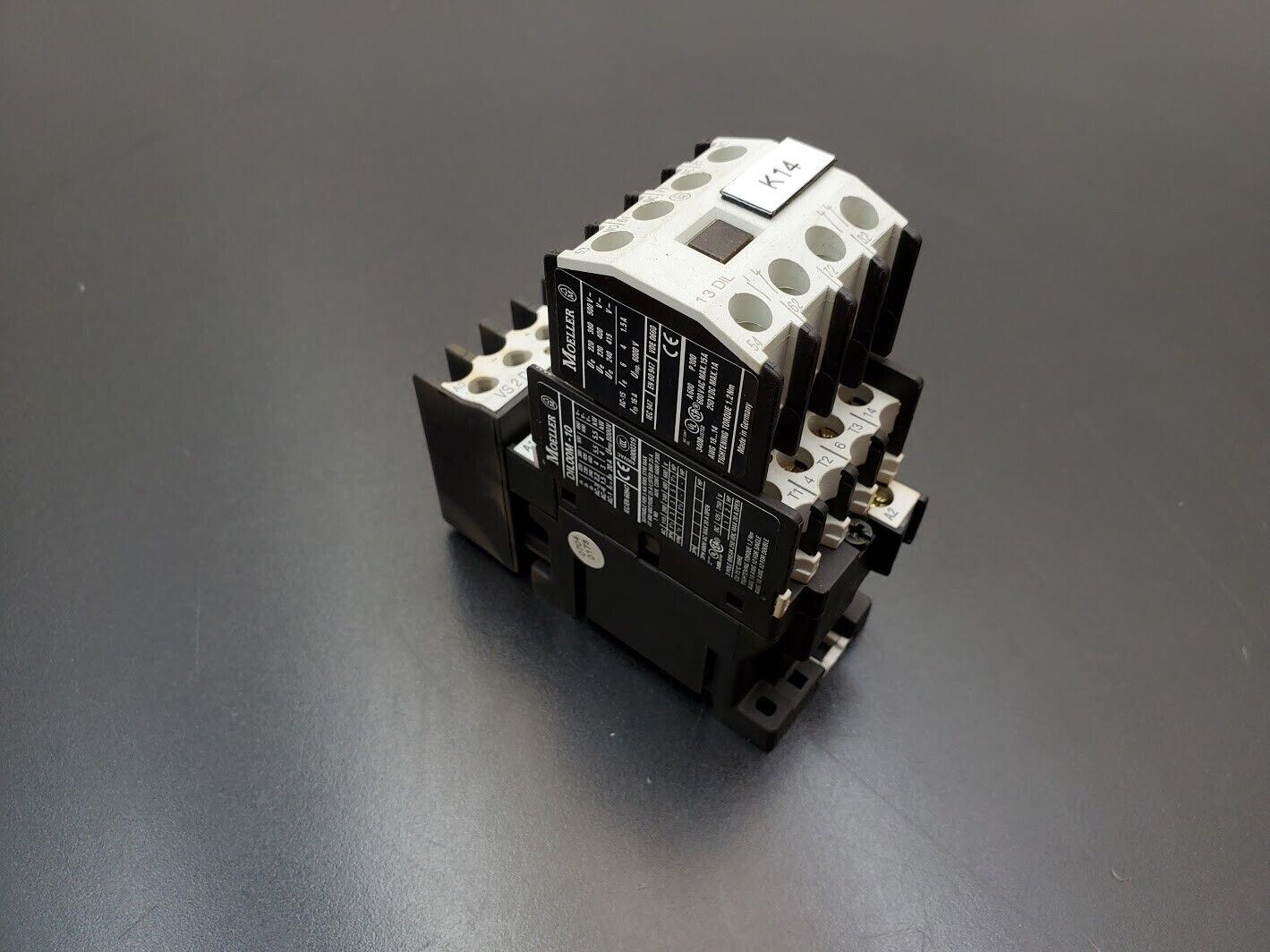 Moeller VS 2 DL DIL000M-10 240V Coil 3 Phase 20A 1PH Din Rail Contacto ...
